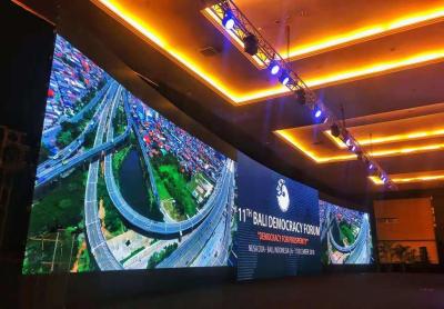China 3 In 1 SMD LED Display P2.9 Indoor Led Video Wall For Home Theatre & Automation for sale
