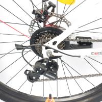 China MTB bicycle Steel frame Disc brake 21 speed 24/26 inch student mountain bike for sale