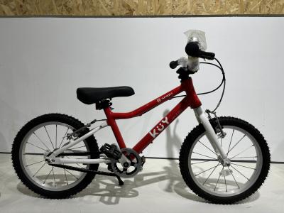 China Smooth and Light 14.3kg Childrens Bike with Non slip Pedals and Double Wall Alloy Rim for sale