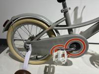 China 14.3 Kg Non Slip Pedal Lightweight Kids Bike Single Speed Bicycle for sale