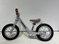 China Air Filled Tires No Pedal Designed Balance Bike For Preschoolers Early Learning And Development for sale