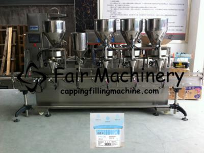 China 5.6KW 30B/Min Mixing And Filling Machine 5 Mixer For Desiccant Granular 0.4mpa for sale