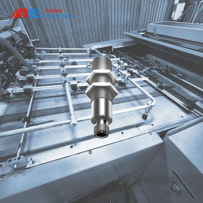 China Installation Diameter 18mm Reading Distance 0-25mm RFID Antenna For Production Line Data Acquisition for sale