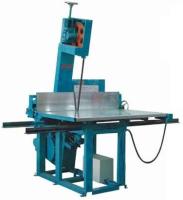 China PU Polyurethane Vertical Foam Cutting Machine 1500mm Worktable 45-90° Angle Range for Special-Shaped Sponge for sale