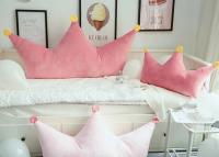 China Super Soft Cute Plush Pillows / Princess Crown Shaped Pillow Color Customized for sale