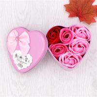 China Heart Rose Petal Soap Flower Gift Box , Eternal Rose Flower For Valentine ' S Day Gift for sale