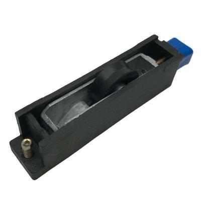 China Rueda De Ventana Corredera Plastic Housing Sliding Door Roller V Groove Nylon Pulley Wheel for sale