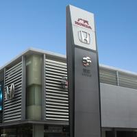 China 30mm ACM Commercial Pylon Signs Custom Brushed / Polished Finished for sale
