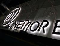 China 7000K Backlit Halo Lit Stainless Steel Channel Letter Signs Acrylic LED Electroplated Edge Lit for sale
