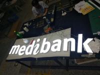 China UL RoHs Custom Acrylic Business Sign Hanging / Free Standing for sale