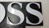 China 20mm Depth 3D LED Custom Illuminated Signs For Businesses for sale