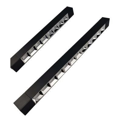 China 100V 1425lm Led Track Spotlights Linear Black Surface Mounted 20W 30W 35W for sale