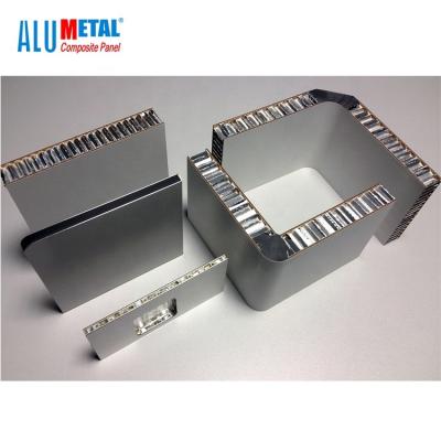 China 10mm 1250mm Plastic Aluminum Honeycomb Panel Board Sheets LDPE Core for sale