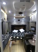 China Luxury Hardtop Folding Campers For Sale With Monolithic Aluminium Roof Lockable Folding Bar Wood Grain Floor for sale