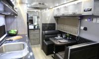 China Small Off Road Hard Top Camper Trailer Spacious Bathroom Interior Space for sale