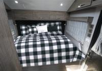 China European Style Windows Hardtop Camp Trailer Aluminum Sprawl Panel R16 Foam Insulation 30 Ft 25 Ft for sale