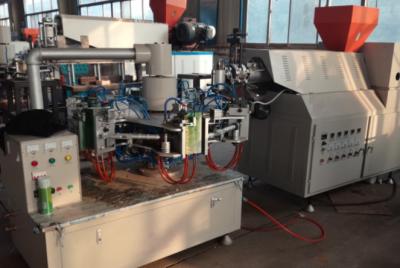 China 13r/min 1 Litre Blow Moulding Machine 0.7Mpa Bottle Making Machine 2500pcs/H for sale