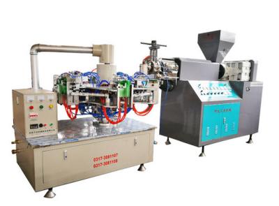 China 0.4m3/min 8kg Rotary Blow Molding Machine 1L HDPE Bottle 2500pcs/hr for sale