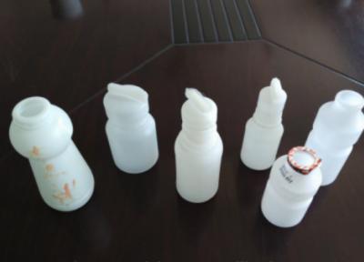 China LDPE HDPE 1L Blow Moulding Machine 8 Station 2000kg Plastic Bottle Making for sale
