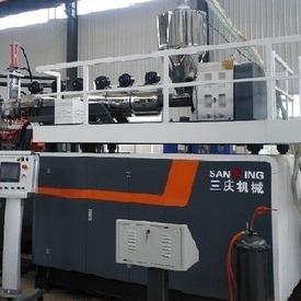 China Rotary Blow Molding Machine 6 Stations 110mm Screw 5L 17000 PCS 24H 380V for sale