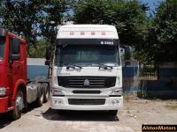China New Sinotruk HOWO 290HP 4×2 High Roof Tractor Truck for Sale in Uganda – CIF Mombasa Price for sale