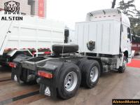 China Brand New Sinotruk HOWO 380HP 6x4 LNG Tractor Head for Sale in Nigeria – Factory Direct Price for sale