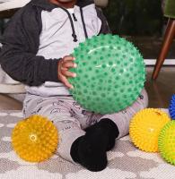 China Unisex Large Value Spike Plastic Ball Customized LOGO Inflatable Sensory Ball for Babies for sale