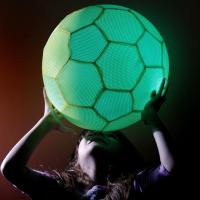 China BM-B-006 0 to 24 Months Age Range Soft Novelty Mesh LED Soccer Ball for sale