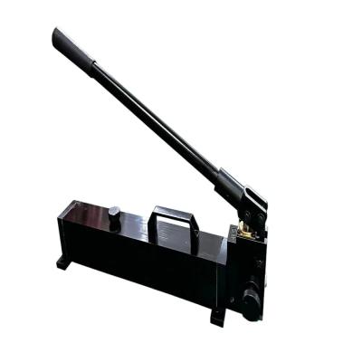 China Flange Bolting Hydraulic Hand Pump 2000bar Hand Hydro Pump for sale