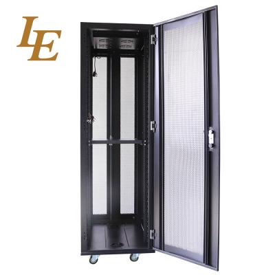 China LE Data Network Cabinet Backbone Of Data Centers Performance And Reliability for sale