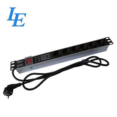 China Germany Type 10 Inch 19 Inch Server Rack Pdu Overload Surge Protection Black for sale