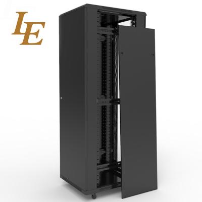 China 19 Inch 47U Floor Standing Server Rack Network Cabinet For Office Data Center for sale