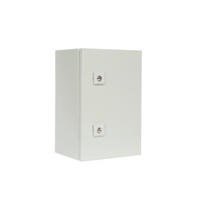 China Maximize Your Server Room Space with Our 300mm-1200mm Capacity Server Rack Cabinet for sale