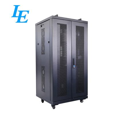 China 15U 24U 16 Ports Charging Cabinet with PDU USB Laptop Tablet for sale