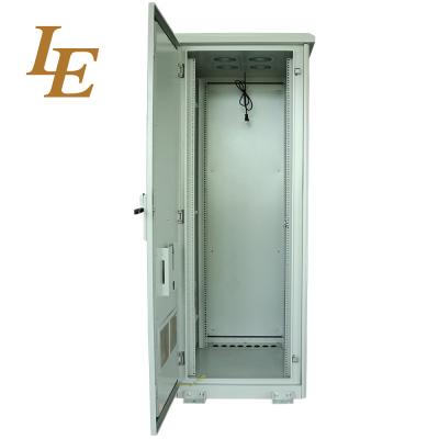 China Versatile Ip65 Spcc Outdoor Server Rack Cabinet 19 Inch 18-47u 600*800mm Floor Standing for sale