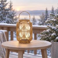 China Solar Garden Table Lamp with Cross-Woven Shade, 5000mAh Battery, and IP65+ Protection for Patio Styling for sale