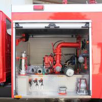 China ISUZU 2000L Fire Truck Parts Water Tank Fire Truck Horsepower < 150hp for sale
