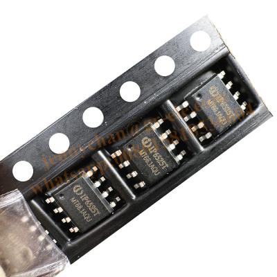 China New IP6525T patch ESOP-8 18W output 12V 1.5A Fast charge protocol chip IC for sale