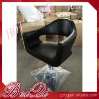 China Professional Barber Chair for Salon Styling Durable Hydraulic Lift 360 Rotation Black for sale