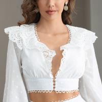 China Eyelet Buttoned Ladies Casual Shorts Woven Crop Top And Shorts Set for sale