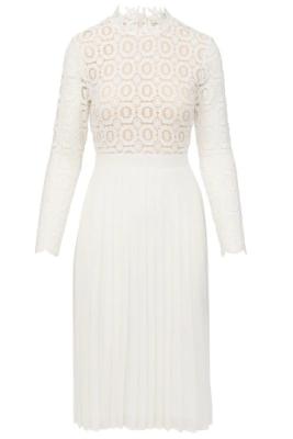 China White Cut Out Ladies Lace Dresses With Lantern Sleeves 100% Polyester for sale
