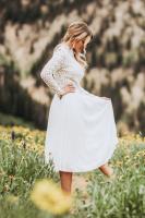 China White Cut Out Ladies Lace Dresses With Lantern Sleeves 100% Polyester for sale