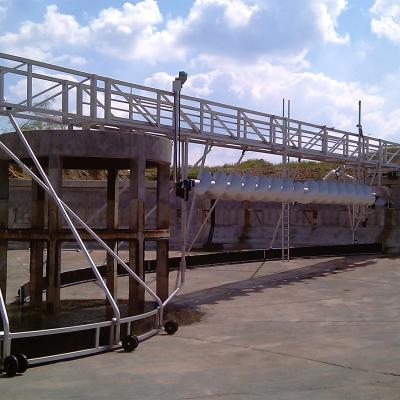 China 316L Stainless Steel Scum and Combined Rotating Sludge Scraper for Simultaneous Surface and Bottom Removal with 1:10 Slope Efficiency for sale