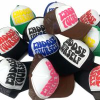 China 5 Panel 100% Polyester Mesh Trucker Hat Two Tone Custom logo 3d Puff Printing for sale