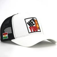 China 3D Embroidery Mesh Trucker Caps 100% Cotton Structured Customized for sale