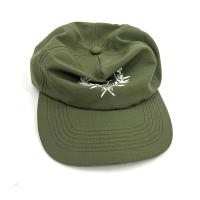 China Low Profile Embroidered Snapback Caps Unstructured Pre Curved Brim Vintage 5 Panel Sports for sale