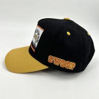 China 100% Cotton Twill 5 Baseball Caps Panel Two Tone Color With Customize Logo A Frame for sale