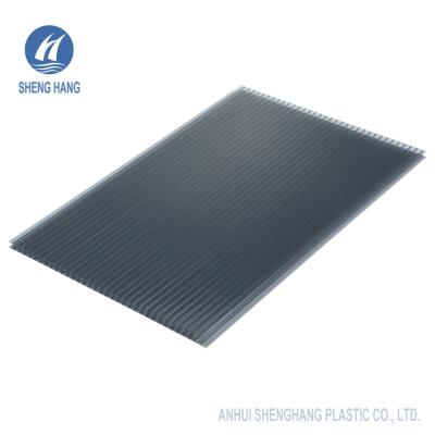 China Double Wall Polycarbonate Greenhouse Panels 4mm 10mm UV Resistant Hollow Sheet for sale