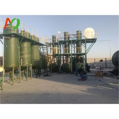 China Customizable Voltage Pyrolysis Oil Distillation Machine for Recycling Used Engine Oil for sale