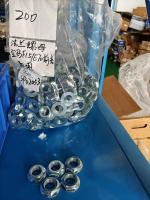China Flange F15 F70 Automotive  Auto Nuts Front Differential Universal Auto Nuts And Bolts for sale